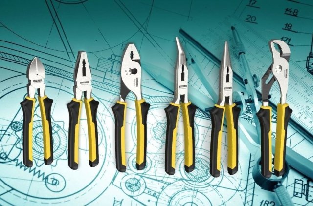 Pliers Set - 6 Pieces 3D Model in Tools 3DExport