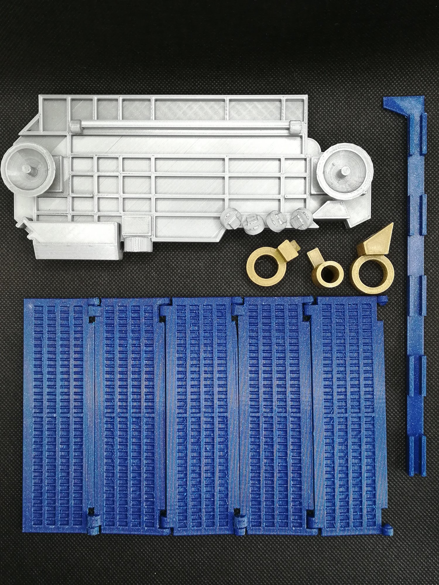 Starlink articulate 3D Print Model in Engineering 3DExport