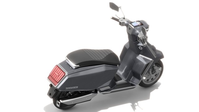 Lambretta X300 3D Model in Motorcycle 3DExport