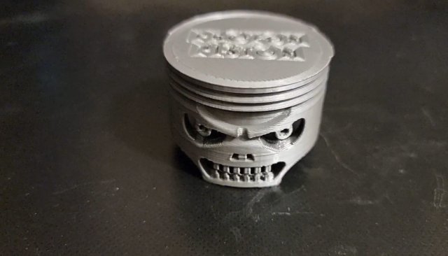 Proton piston skull 3Dプリントモデル in その他 3DExport