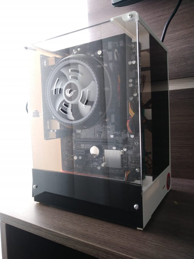 Compact computer 3D Print Model in PC and Laptop 3DExport